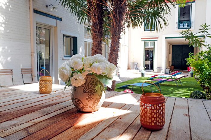 Maison 9 pièces à vendre à Puteaux, Pressensé, Rives de Seine