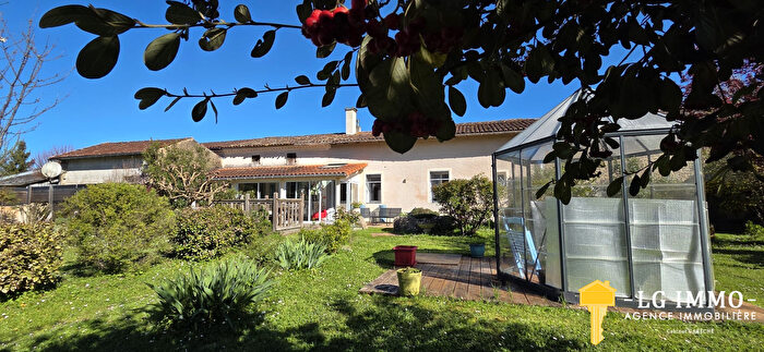 Maison à vendre - Saint-Dizant-du-Gua - 4 pièces - 2 chambres