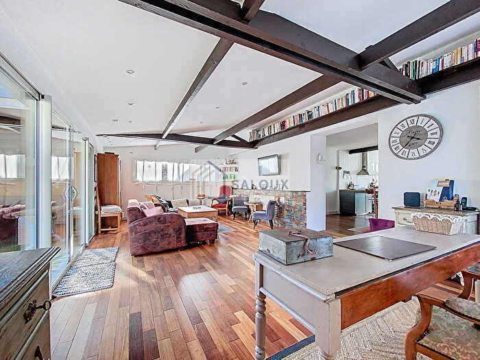 Maison à vendre - Noyal-Muzillac - 7 pièces - 4 chambres