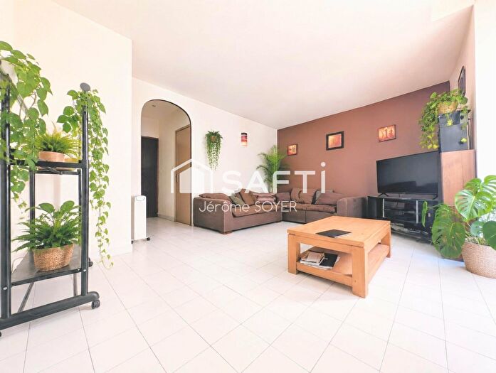 Cavaillon, Centre-ville - Appartement 2 pièces à vendre
