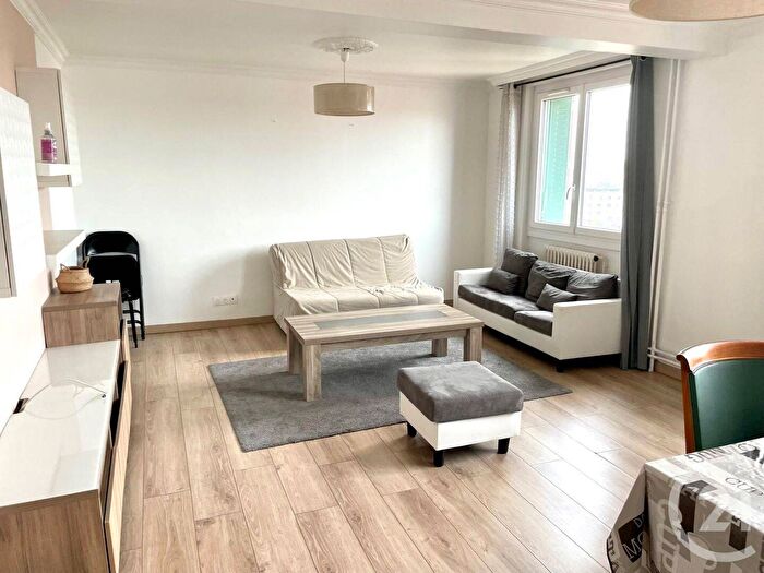 Appartement 5 pièces à louer à Lyon 8ème arrondissement