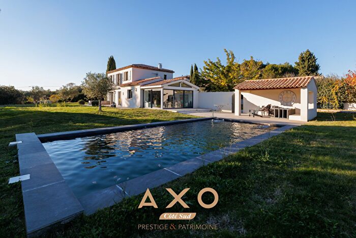 Maison à vendre - Éguilles - 6 pièces - 4 chambres