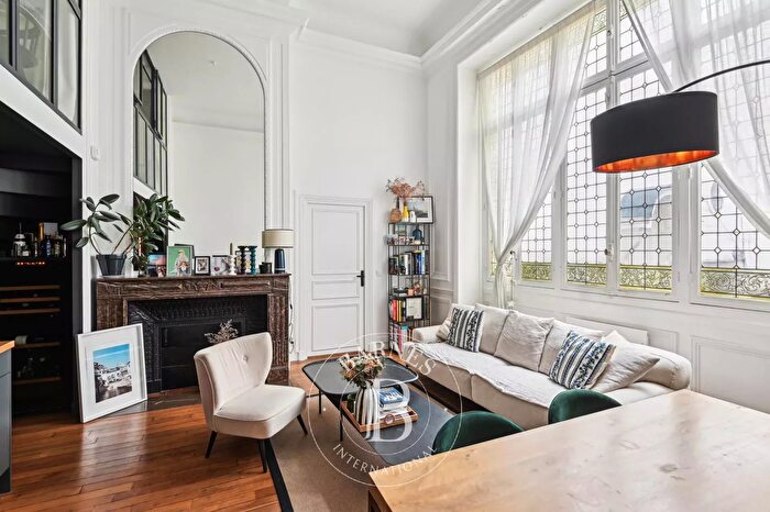 Appartement à vendre - Paris e , Saint-Thomas dAquin, Bac, Musée dOrsay - 3 pièces - 2 chambres