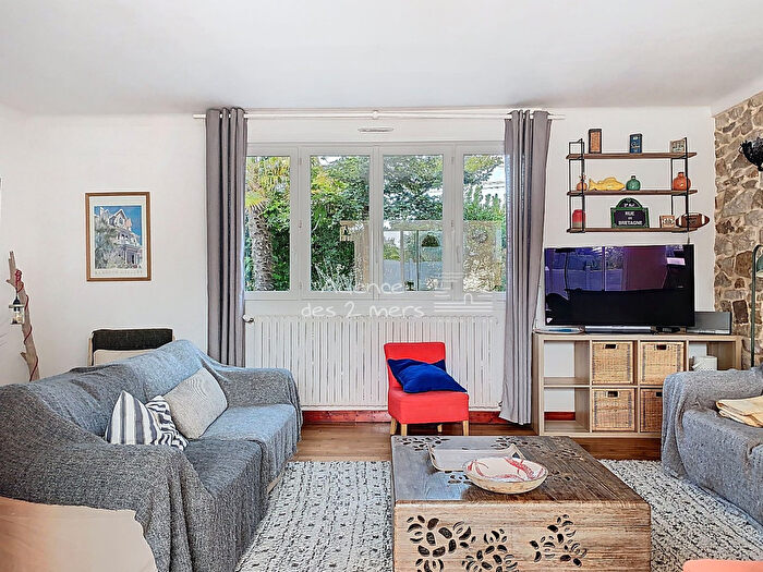 Maison à vendre - Quiberon, Centre-ville, Grande Plage, Port Maria, Goviro, Kervozès - 7 pièces - 4 chambres