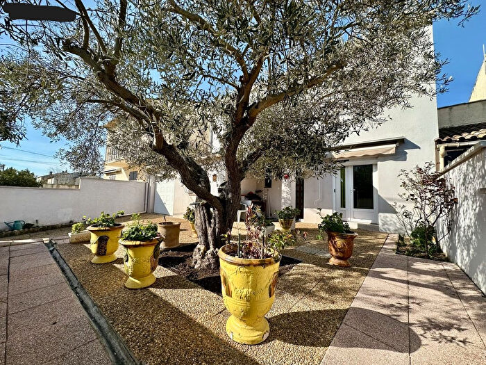 Maison 5 pièces à vendre à Arles, Pont de Crau, Moulès