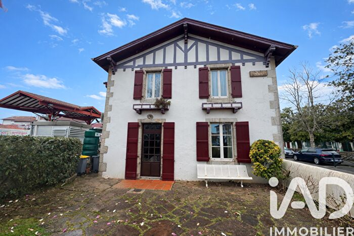 Maison à vendre - Cambo-les-Bains - 5 pièces - 3 chambres