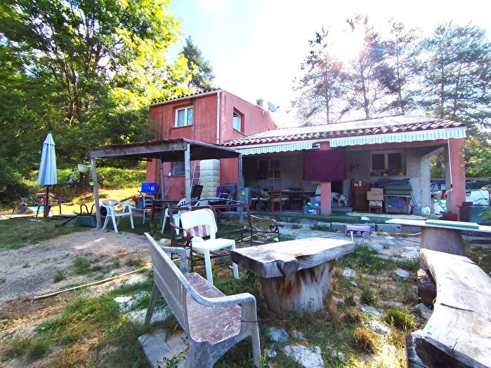 Maison à vendre - La Penne - 3 pièces - 2 chambres