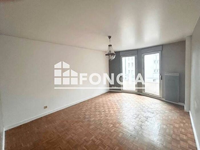 Appartement à louer - Bizillon-Centre Deux, Saint-Étienne - 2 pièces - 1 chambre