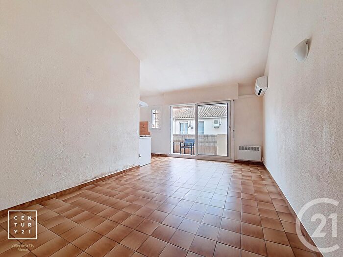 Appartement à louer - Perpignan, Clos-Banet - 2 pièces - 1 chambre