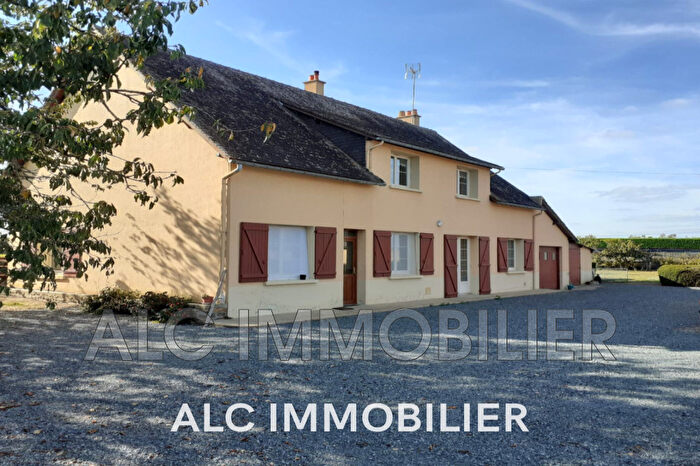 Saint-Aubin-de-Locquenay : Maison 6 pièces à vendre