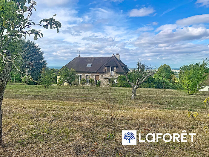Maison 8 pièces à Aigremont, à vendre