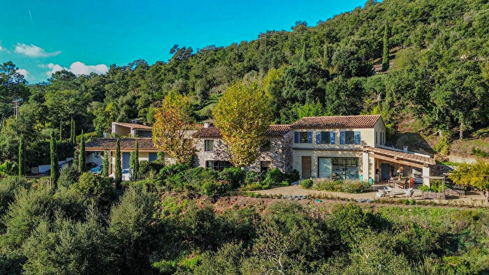 Maison à vendre - La Môle - 5 pièces - 3 chambres