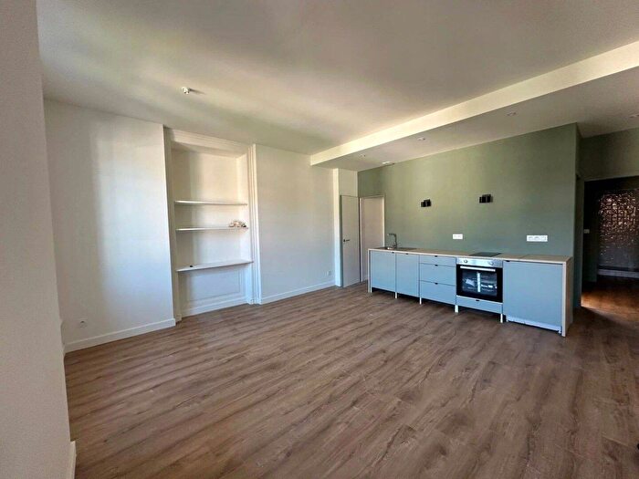 L'Étrat : Appartement 2 pièces à louer