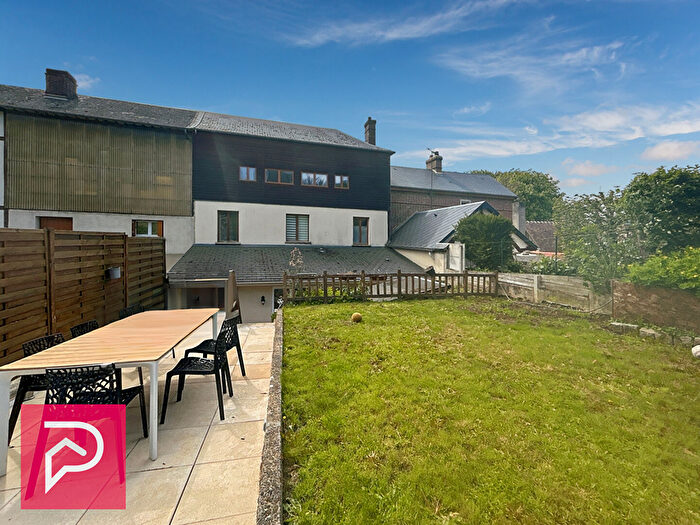 Maison à vendre - Bernay - 6 pièces - 5 chambres