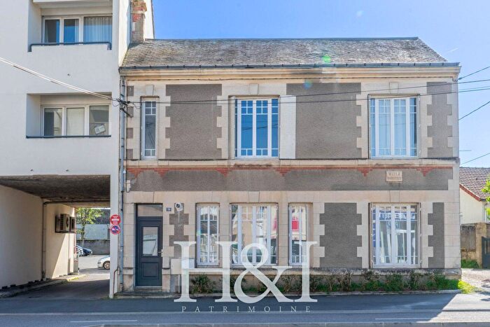 Maisons à vendre et appartements à louer - 3