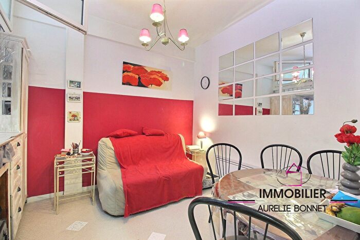 Appartement à vendre - Trouville-sur-Mer, René Coty - 2 pièces - 1 chambre