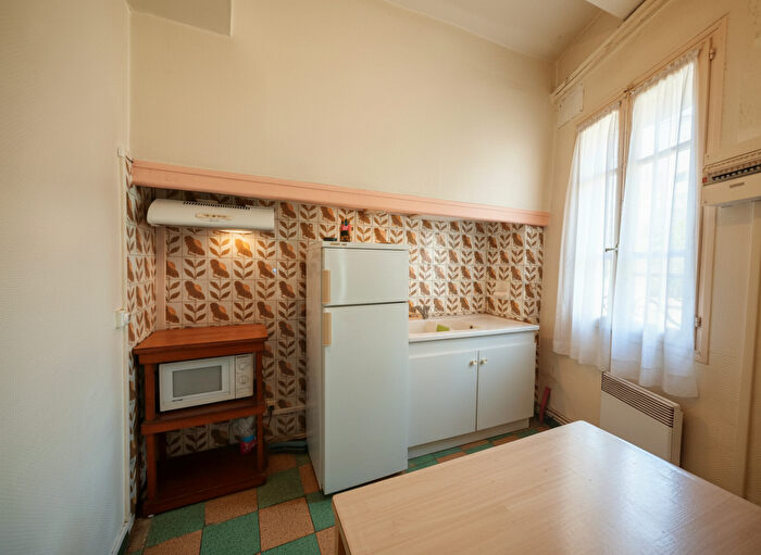 Appartement à vendre - Narbonne, Bourg - 2 pièces - 1 chambre