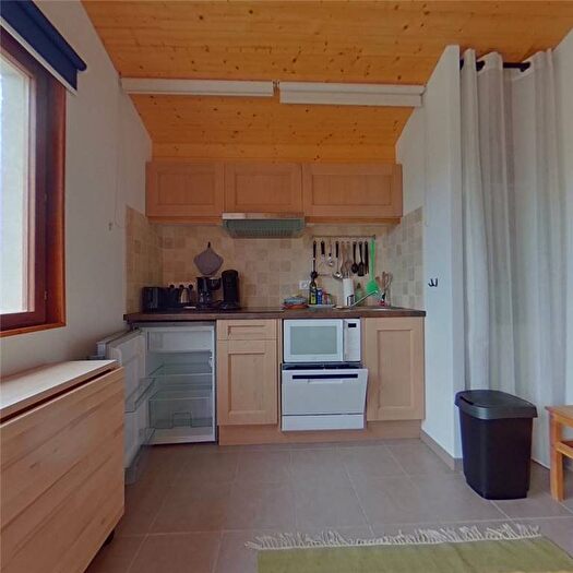 Maison à louer - Rémuzat - 1 pièce