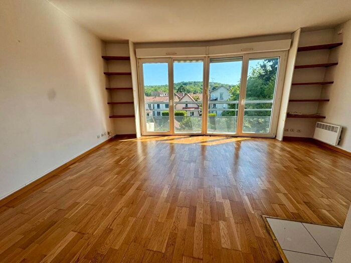 Appartement 1 pièce à louer à Verdun, Viroflay