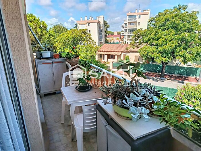 Fréjus, Centre-ville : Appartement 1 pièce à vendre
