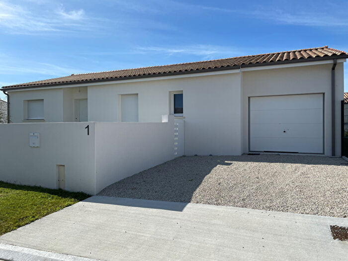 Maisons à vendre et appartements à louer - 1