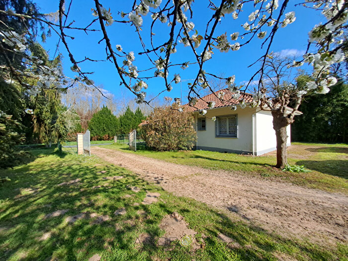 Maison à vendre - Puch-dAgenais - 4 pièces - 3 chambres