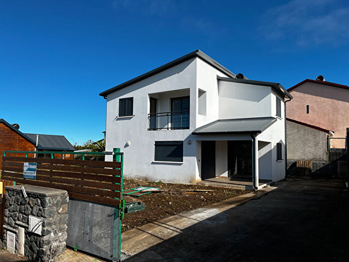 Maison à vendre - Le Tampon, Bois Court, Piton Hyacinthe - 5 pièces - 4 chambres