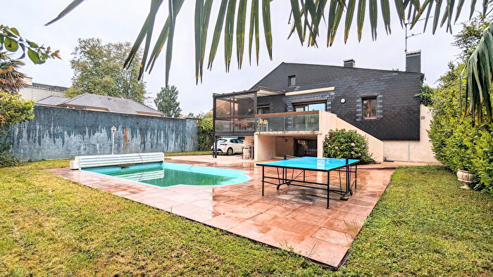 Maison à vendre - Pau, XIV Juillet - 5 pièces - 3 chambres