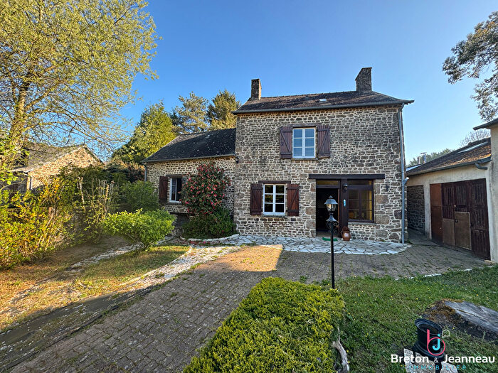 Maison à vendre - Lassay-les-Châteaux - 4 pièces - 3 chambres