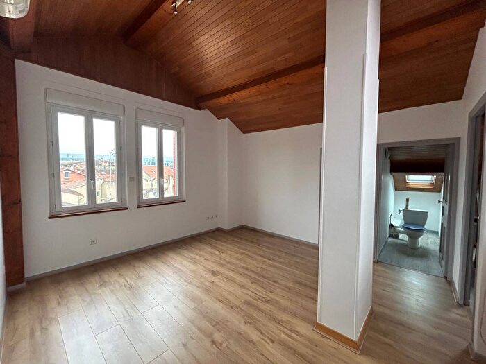 Appartement à louer - Les Chalets, Toulouse - 3 pièces - 2 chambres