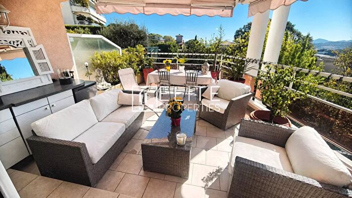 Le Cannet, Centre-ville - Appartement 3 pièces à vendre