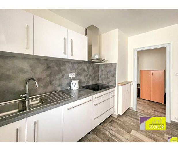 Appartement à vendre - Colmar, Centre-ville - 4 pièces - 2 chambres