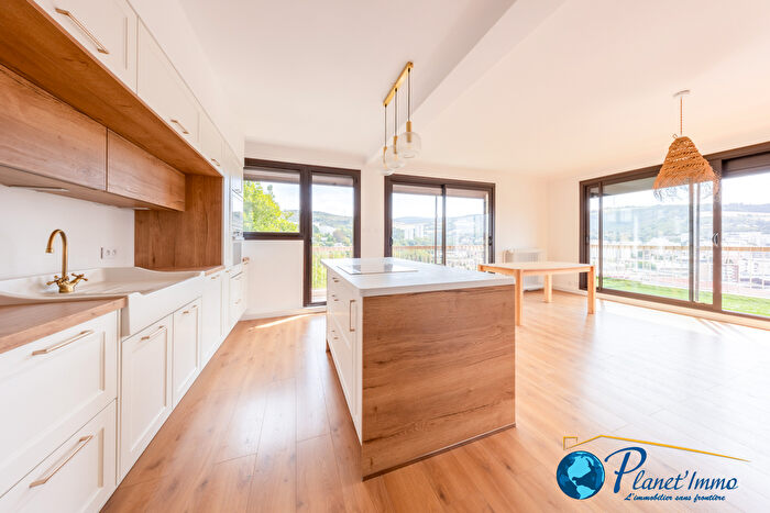 Appartement 4 pièces à Saint-Étienne, Saint-Roch, Vivaraize, Valbenoite, Centre Deux, à vendre