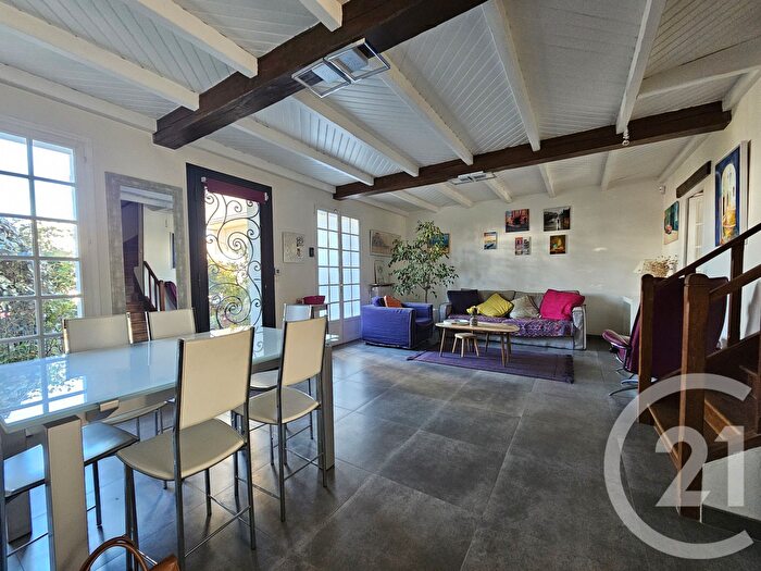 Maison 8 pièces à Saint-Maur-des-Fossés, Les Mûriers, à vendre