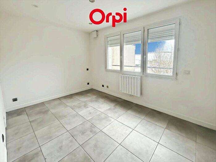 Appartement à louer - Mons Plaine Basse, Athis-Mons - 1 pièce