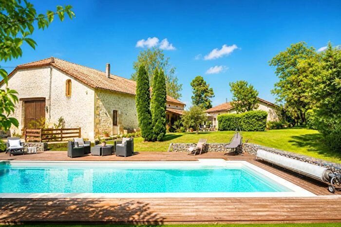 Maison à vendre - Saint-Colomb-de-Lauzun - 18 pièces - 11 chambres