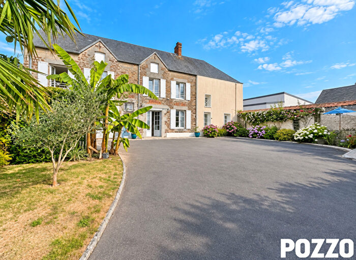 Maison 7 pièces à Bréhal, à vendre