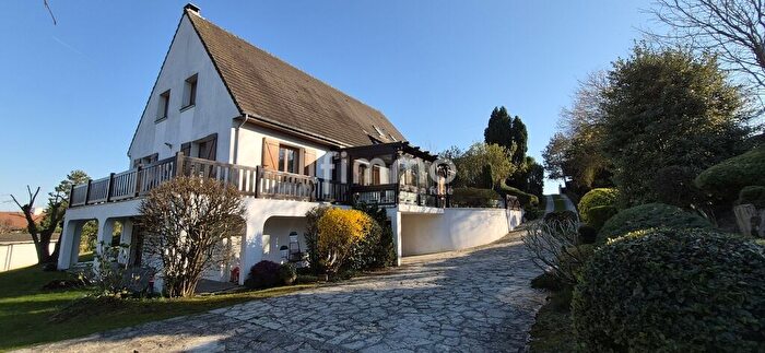 Maison 8 pièces à Jablines, à vendre
