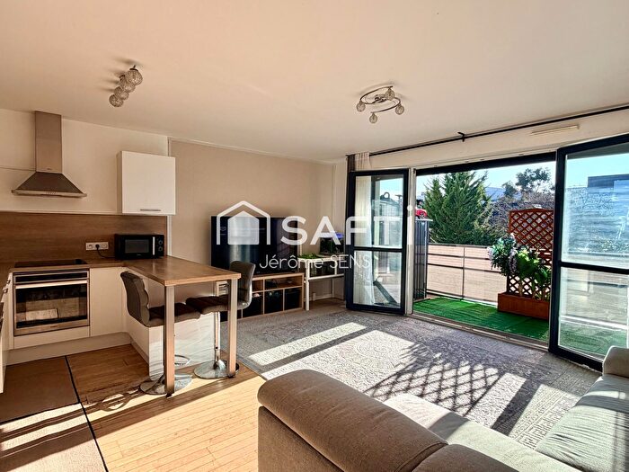 Appartement à vendre - Carrières-sous-Poissy, Les Oiseaux - 3 pièces - 2 chambres