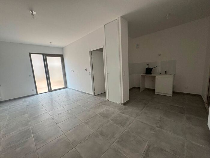 Appartement à louer - Rillieux-la-Pape - 3 pièces - 2 chambres