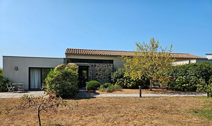 Villemoustaussou : Maison 7 pièces à vendre