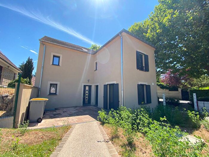 Les Berthelées-Les Coteaux-Les Perruchet, Auvers-sur-Oise : Appartement 3 pièces à louer