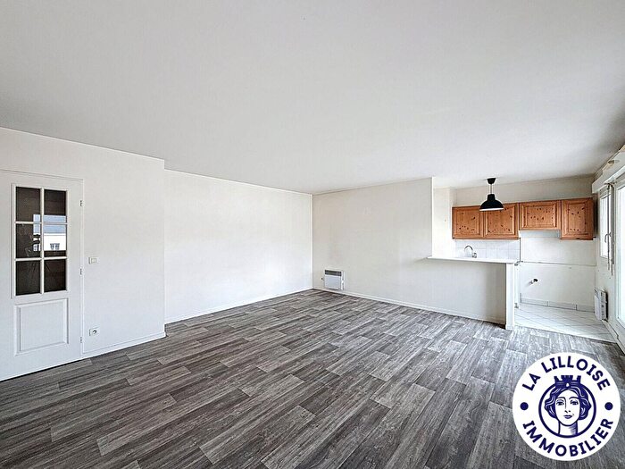 Appartement 3 pièces à Vieux Lille, à louer