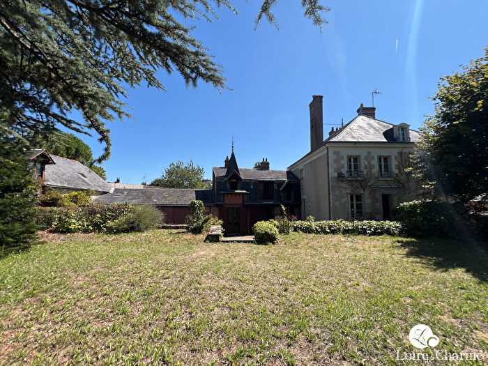 Maison à vendre - Cour-Cheverny - 9 pièces - 5 chambres