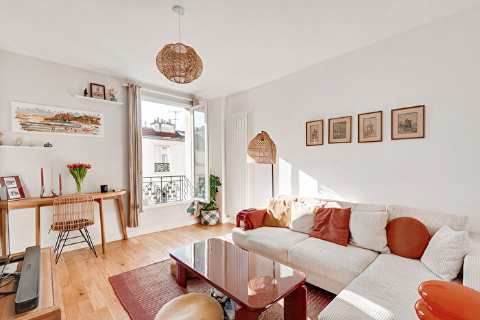 Appartement à vendre - Paris e , Violet, Commerce - 3 pièces - 2 chambres