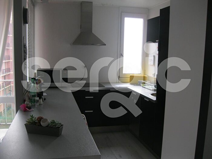 La Madeleine, Pompidou, Nouvelle Madeleine : Appartement 2 pièces à louer