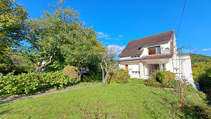 Maison à vendre - Saint-Rémy-lès-Chevreuse - 5 pièces - 3 chambres