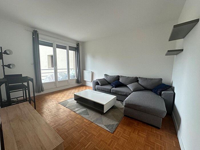 Appartement à louer - Tête de Girafe, Chatou - 2 pièces - 1 chambre